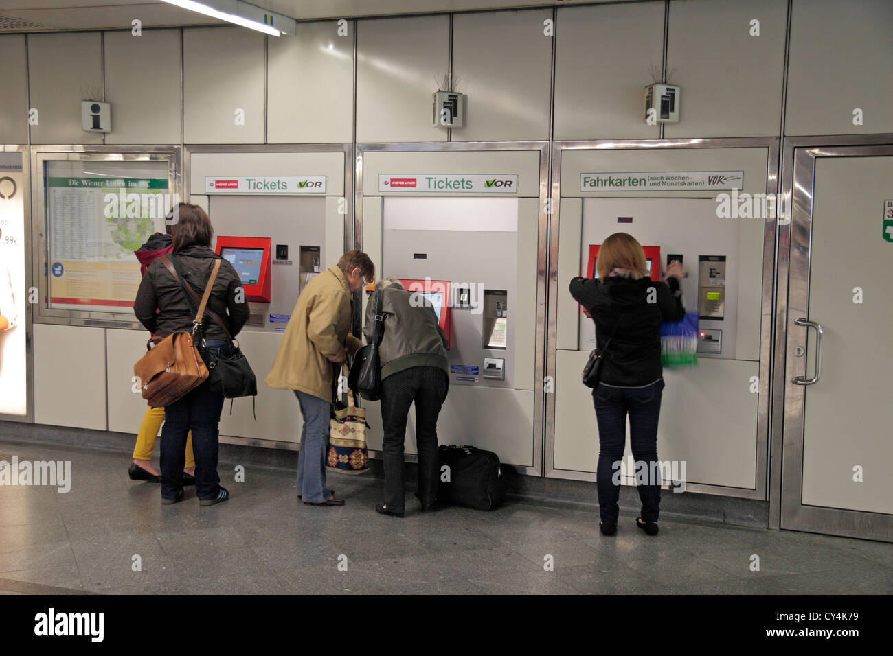 Automated ticket machines hi-res stock photography and images - Alamy