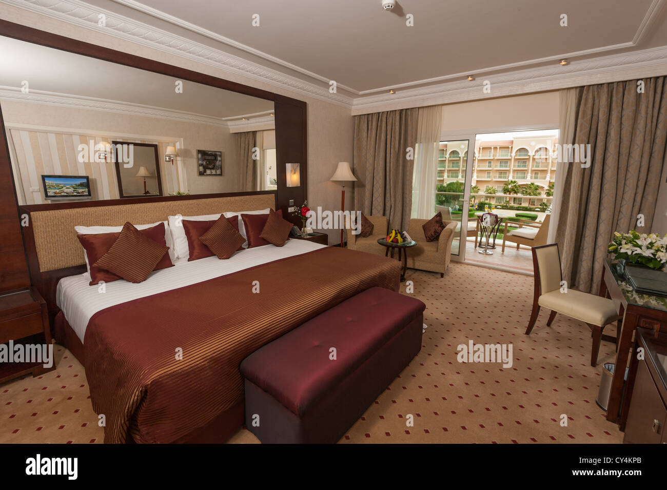 Luxury hotel room and holiday hi-res stock photography and images - Alamy