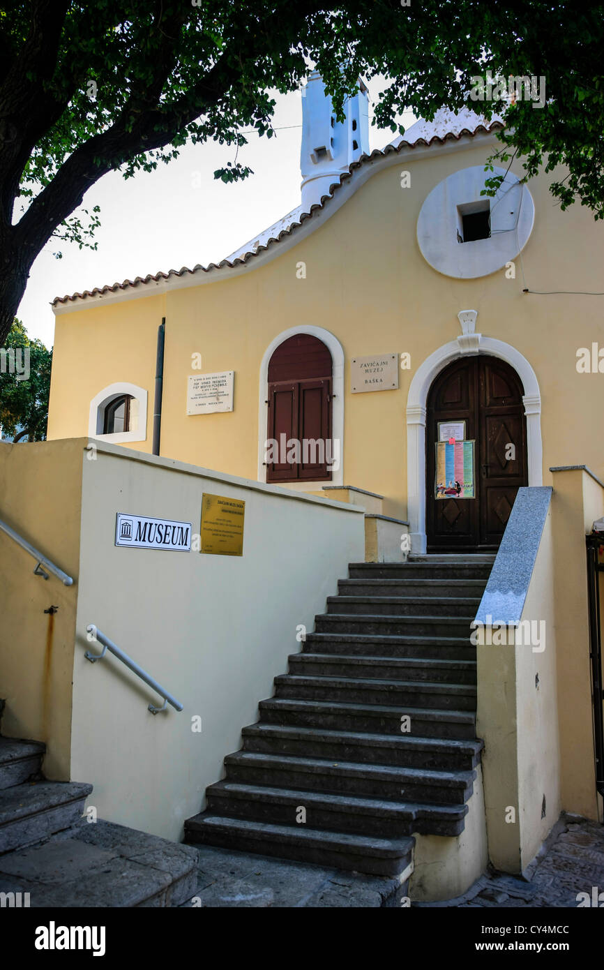 Croatian History Museum High Resolution Stock Photography and Images ...