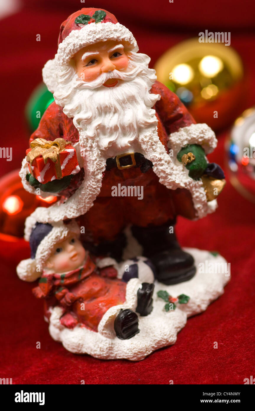 Santa claus and jesus hi-res stock photography and images - Alamy