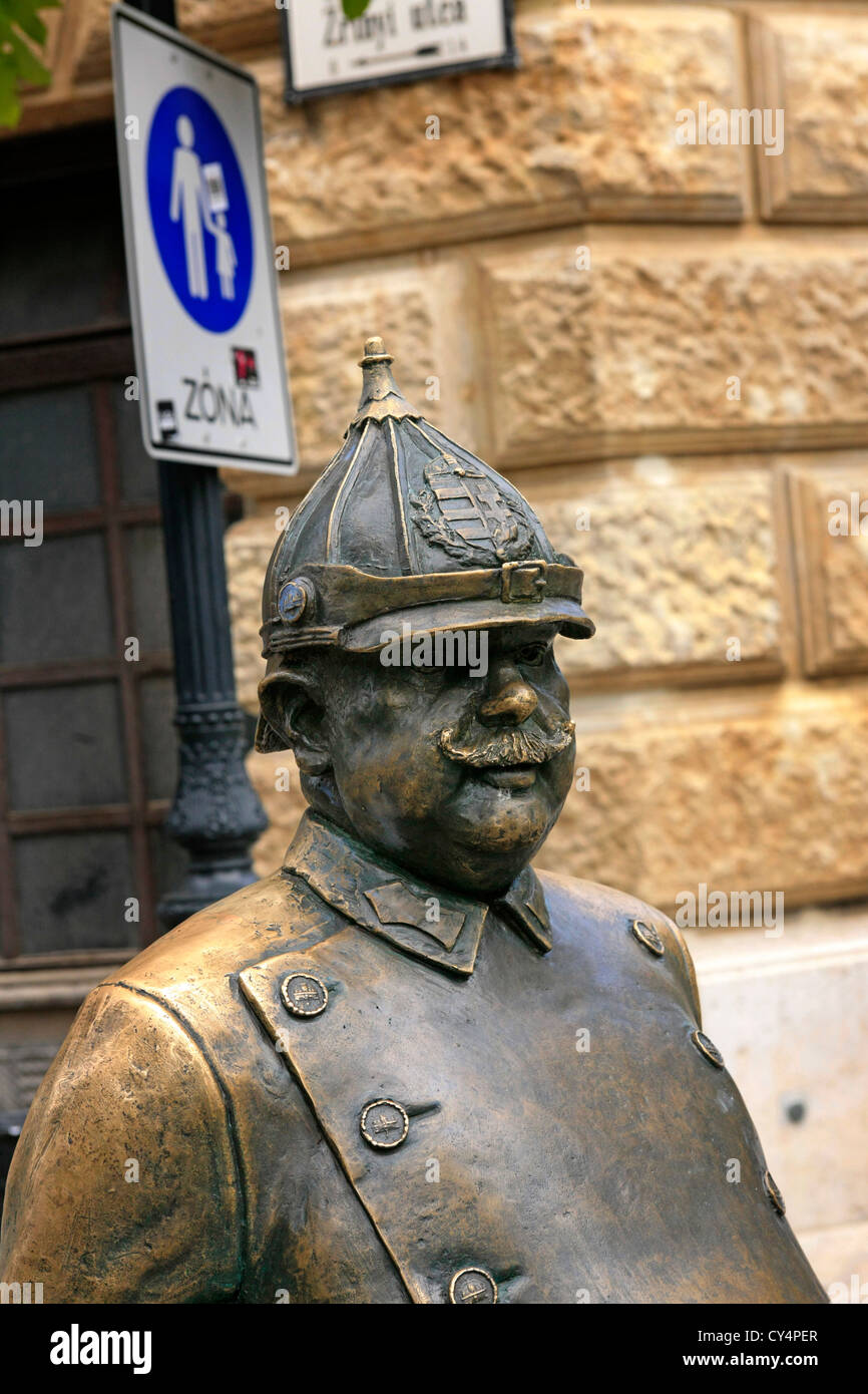 Statue of the policeman on Zrinyi utca in Budapest Stock Photo - Alamy