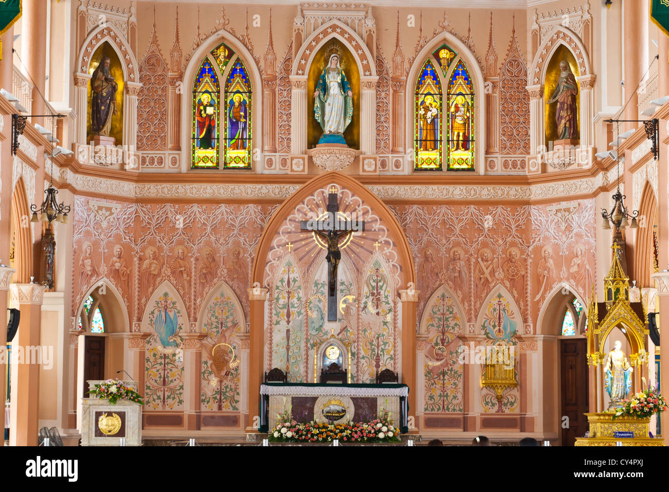 The statues interior structure hi-res stock photography and images - Alamy