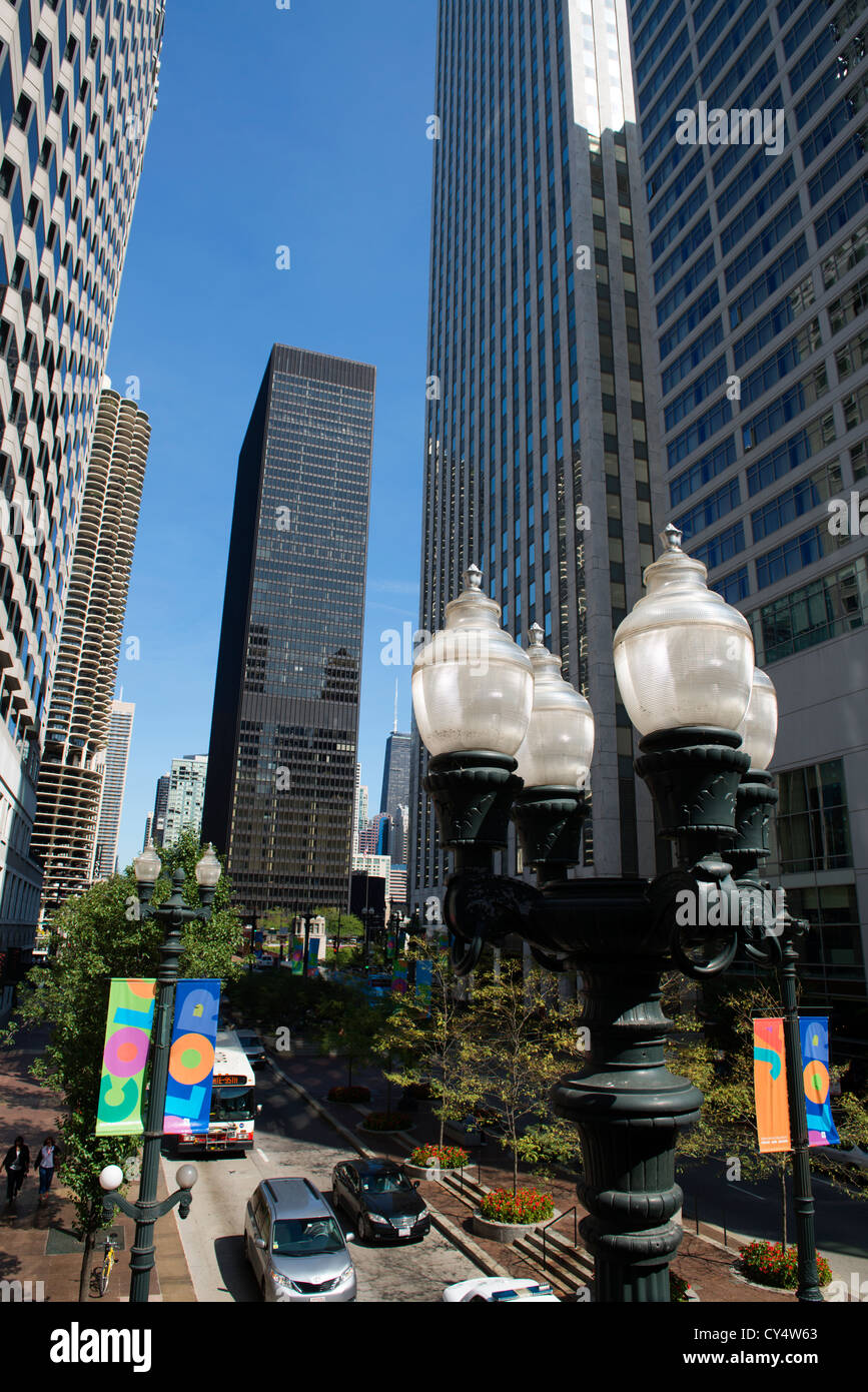Chicago streetscape with historic lamps in foreground and city skyline ...