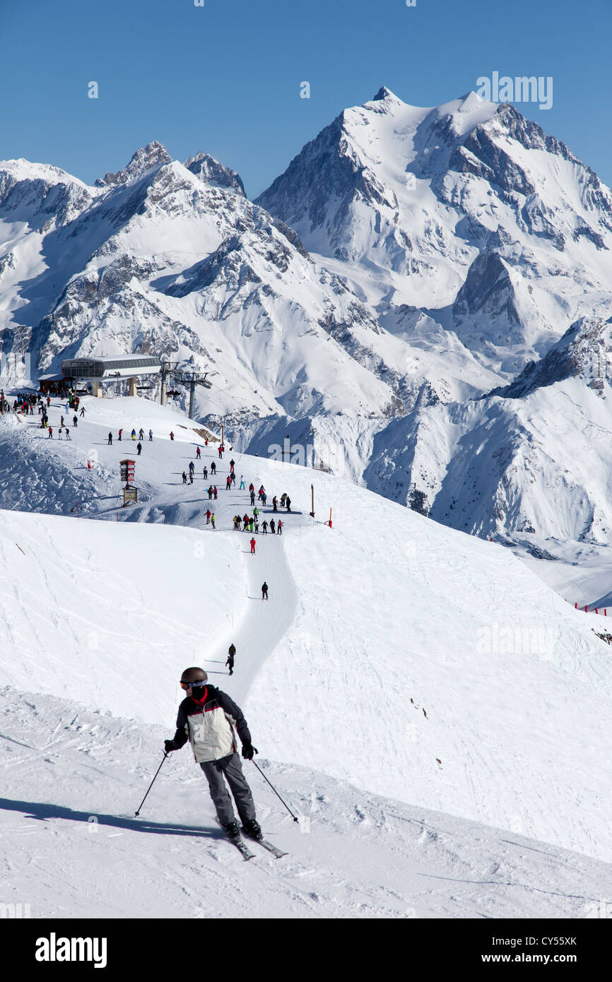 French Alps at the 3 vallees ski resort, skier Stock Photo - Alamy