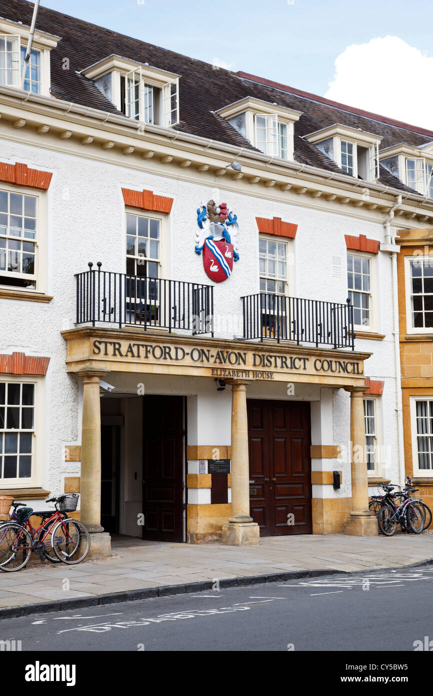 Elizabeth House, Stratford-Upon-Avon District Council offices Stock ...