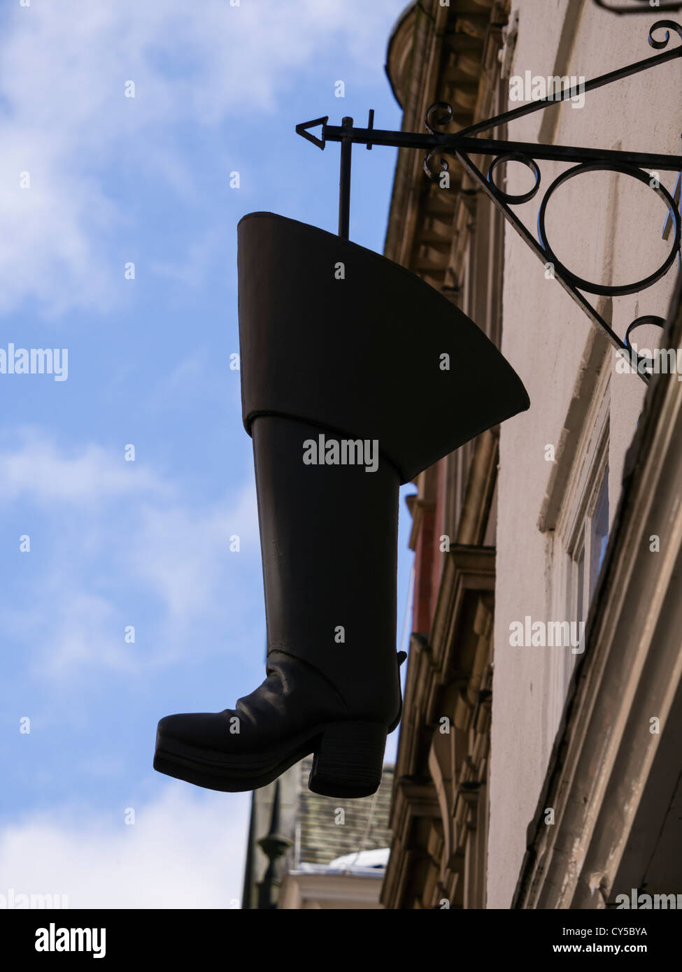 Boot shop sign hi-res stock photography and images - Alamy