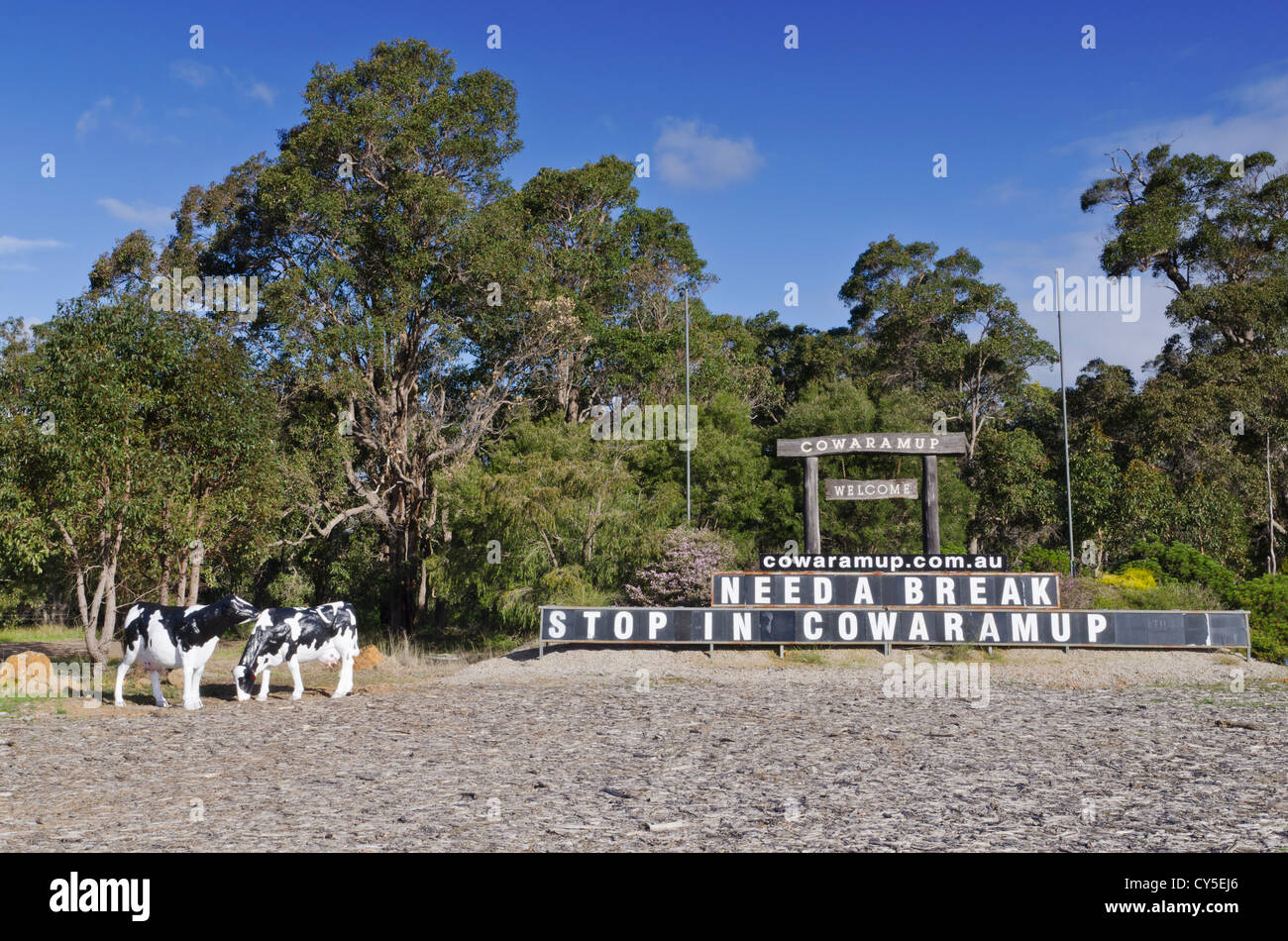Life size model of cow hi-res stock photography and images - Alamy