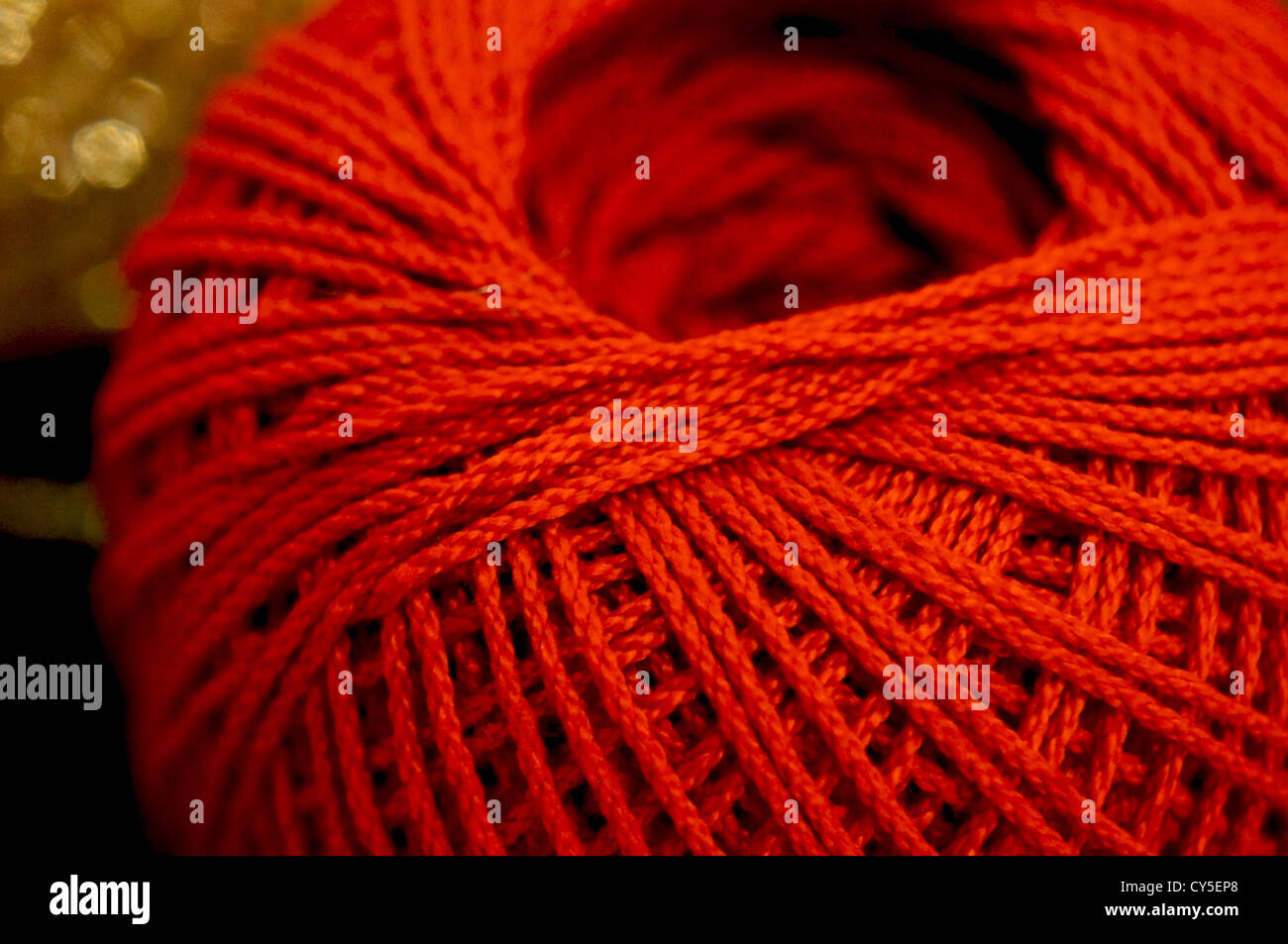 Red yarn hi-res stock photography and images - Alamy