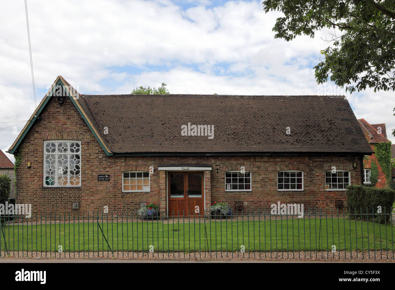 Village hall hi-res stock photography and images - Alamy