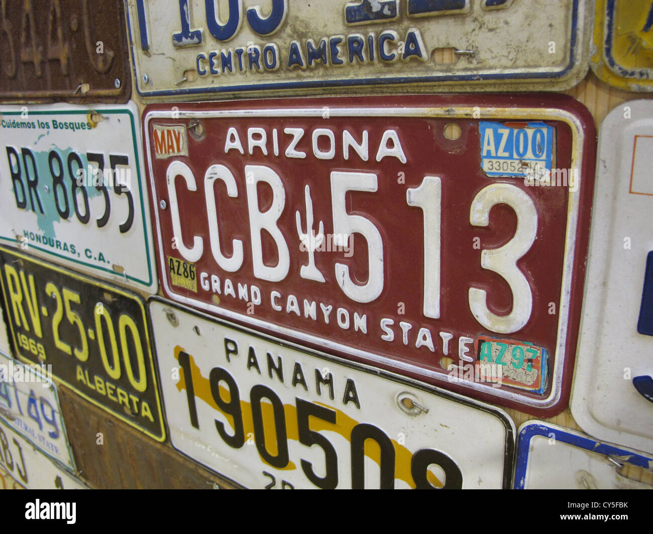 Car registration number plate arabic hi-res stock photography and ...