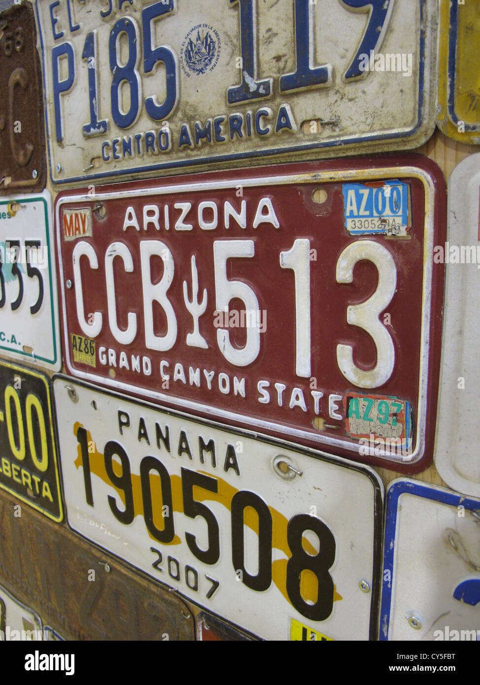 Car registration number plate arabic hi-res stock photography and ...