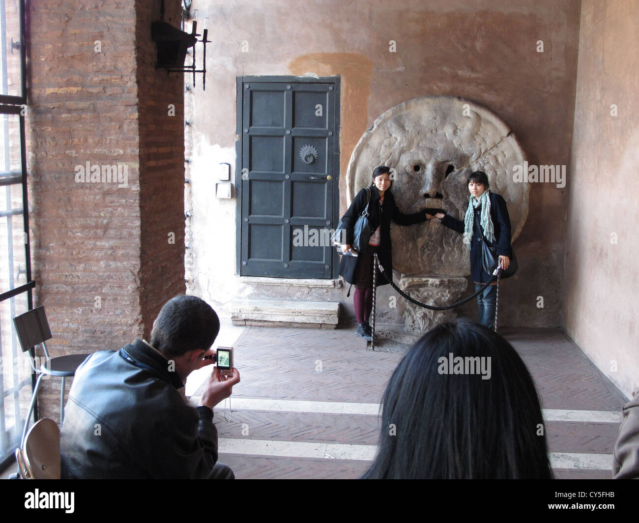 Mouth of truth statue hi-res stock photography and images - Alamy