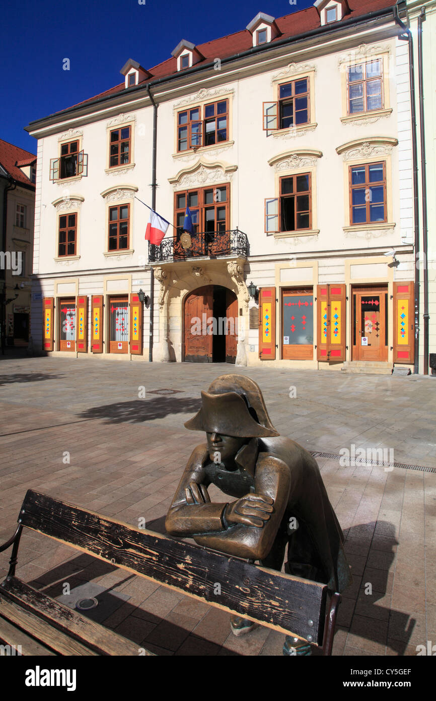 Slovakia, Bratislava, Main Square, soldier statue Stock Photo - Alamy