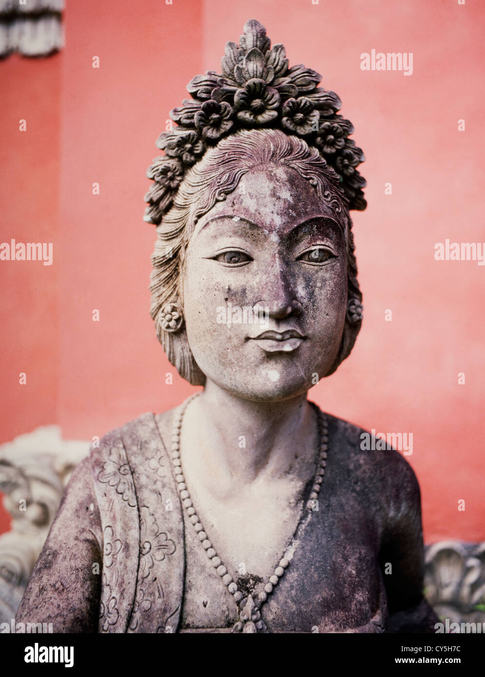 Stone Statue Face Female Stock Photos & Stone Statue Face Female Stock ...