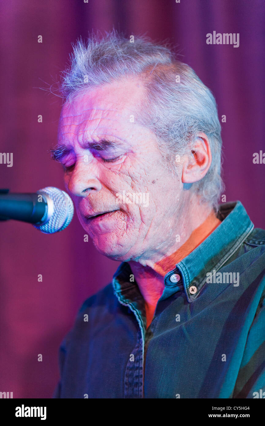 Scottish Singer/Songwriter Michael Marra performing at Speyfest 2008 ...