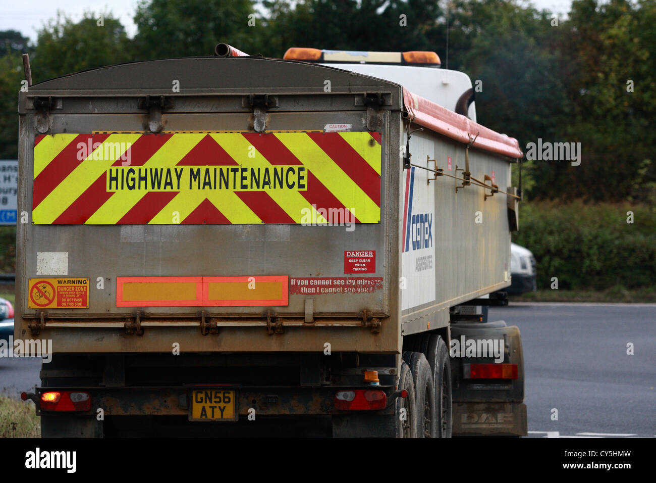 Tipping truck rear view hi-res stock photography and images - Alamy