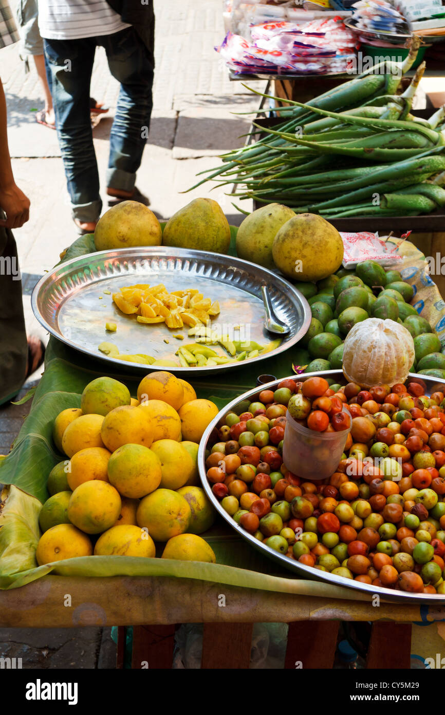 Myanmar fruits hi-res stock photography and images - Alamy