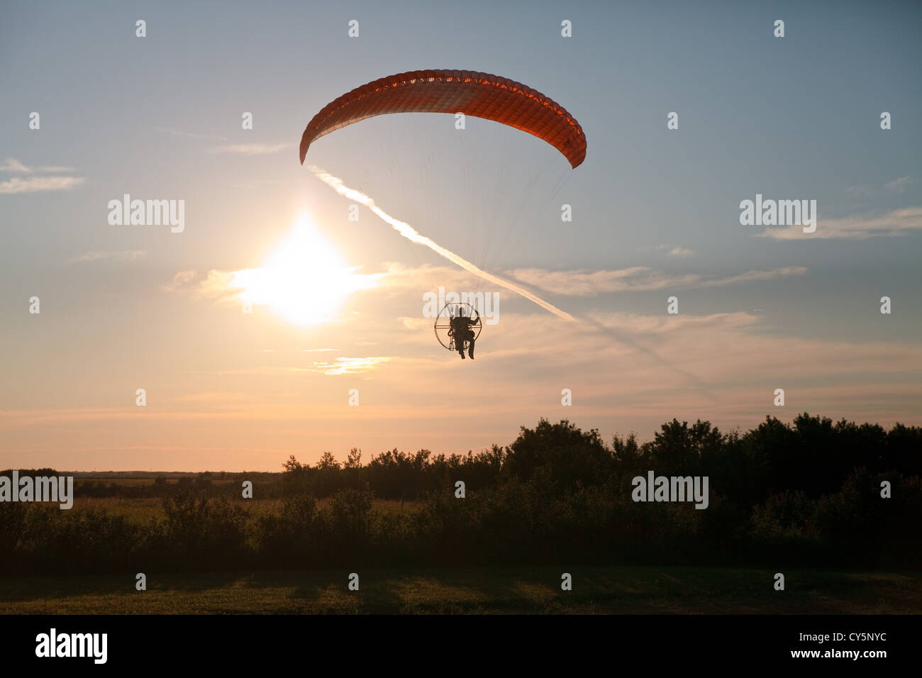 Powered paraglider flies over Marsden, Saskatchewan Stock Photo - Alamy