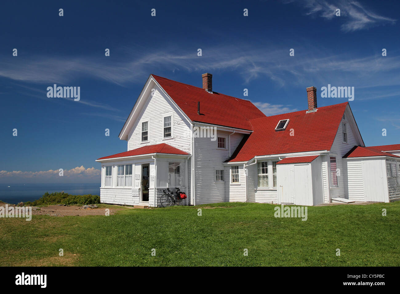 Monhegan museum and lighthouse hi-res stock photography and images - Alamy