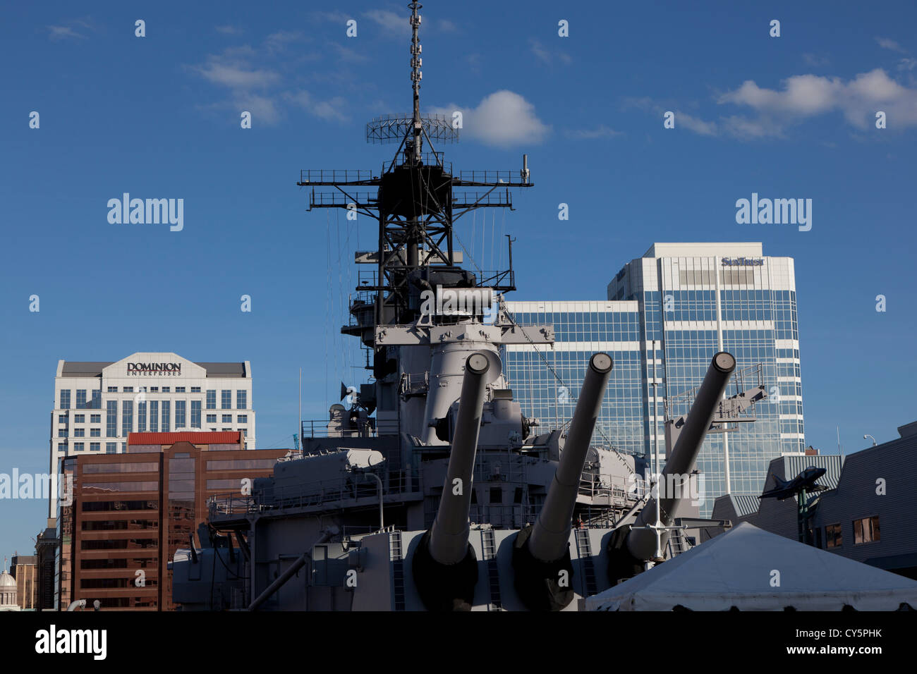 US Navy battleship USS Wisconsin docked at the Nauticus in Norfolk ...