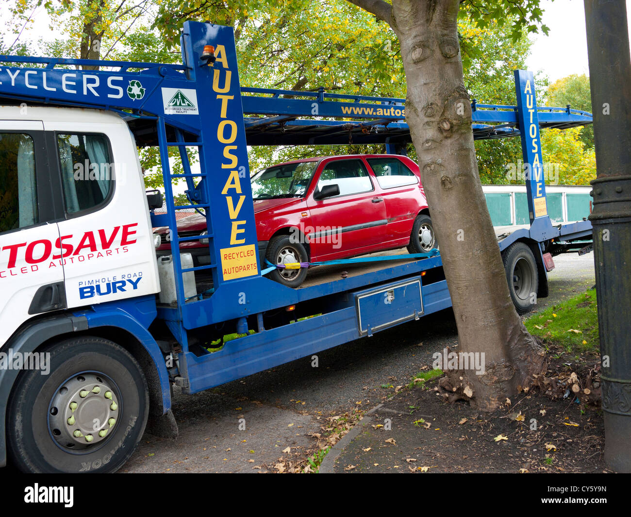 Salvage Truck picking up a car for scrap, England UK Stock Photo - Alamy