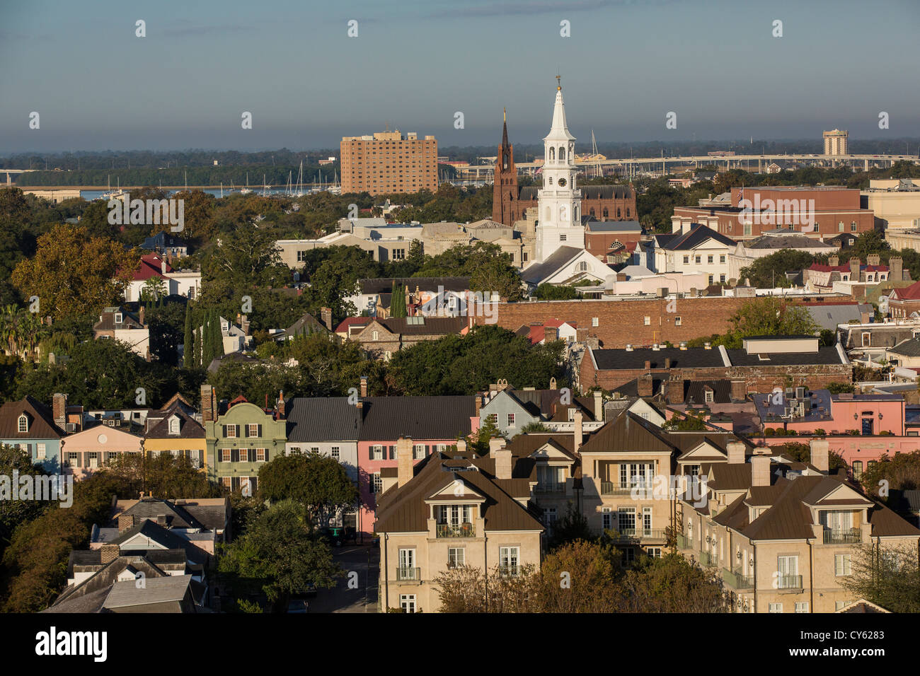 Rainbow row charleston south carolina hi-res stock photography and ...