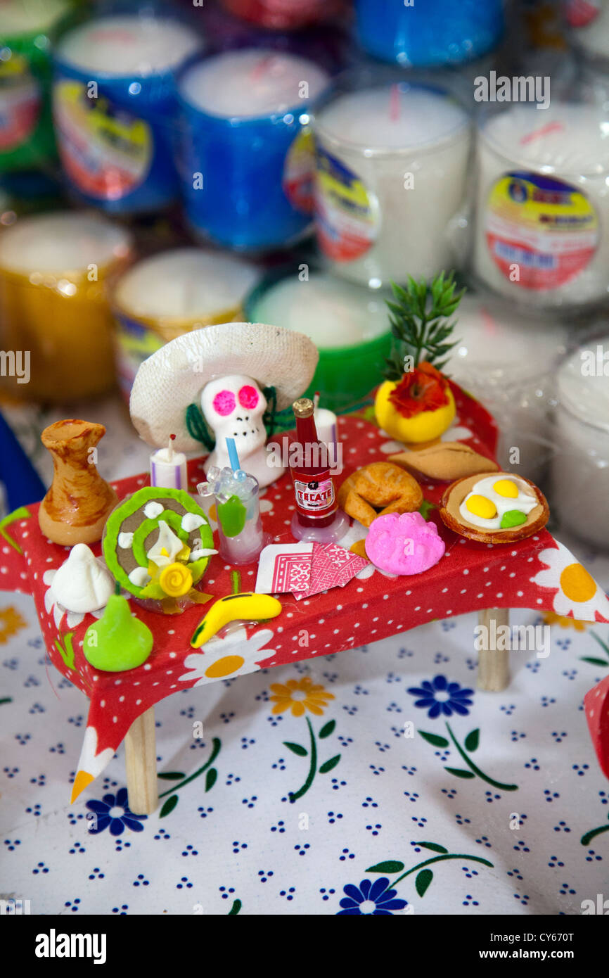 Altar de ofrendas hi-res stock photography and images - Alamy