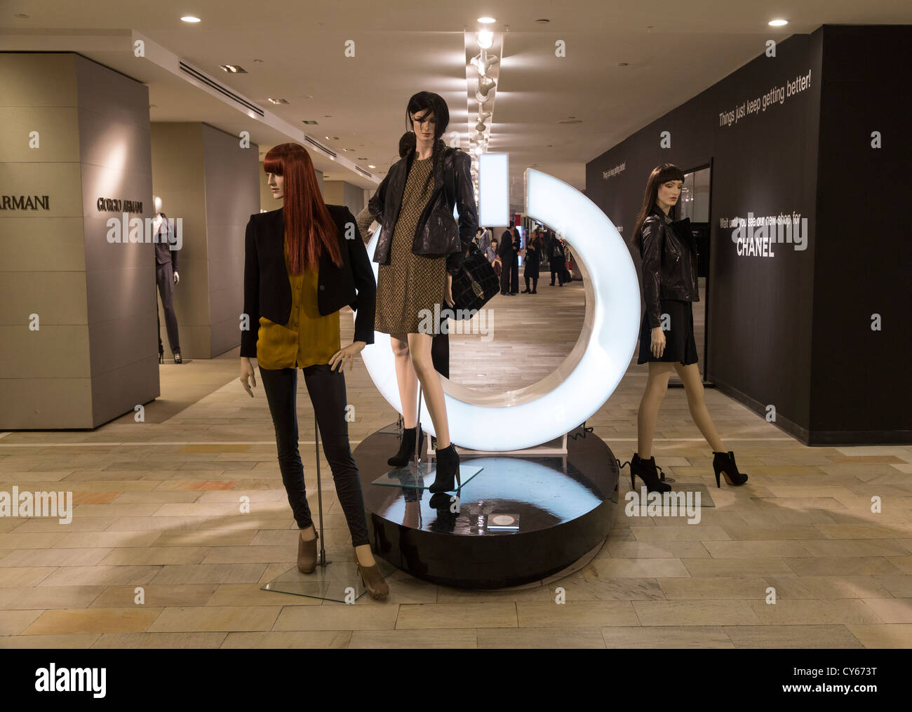 North american flagship store hi-res stock photography and images - Alamy