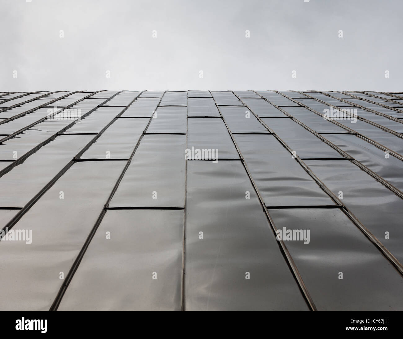 Stainless steel cladding hi-res stock photography and images - Alamy