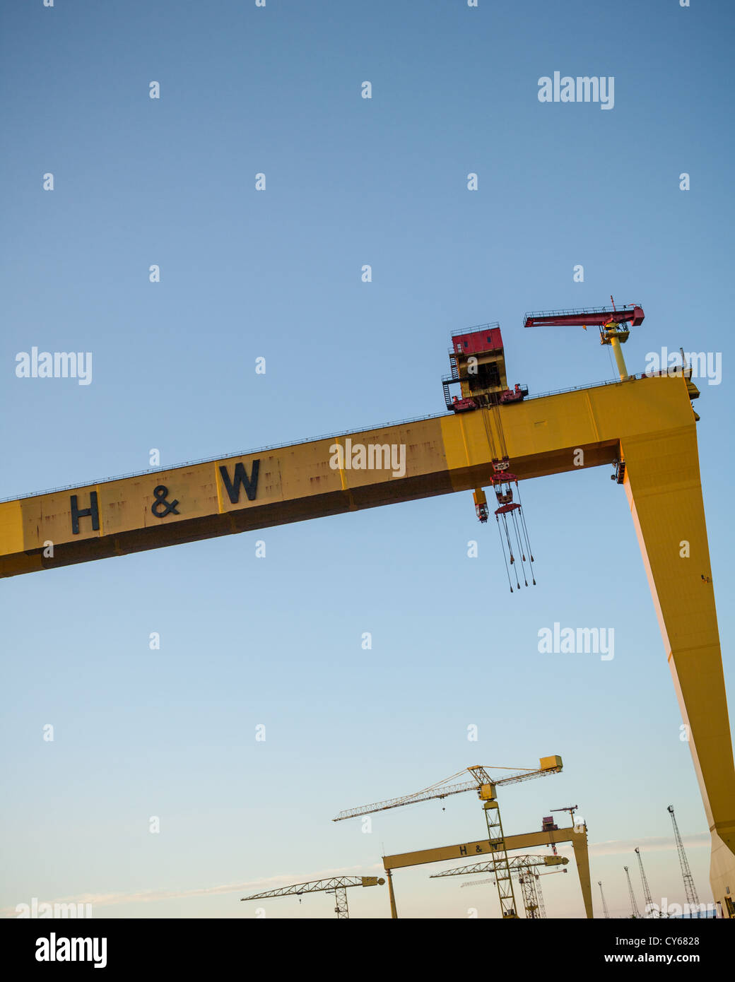 Samson & Goliath, the world famous Harland and Wolff Cranes at Belfast ...