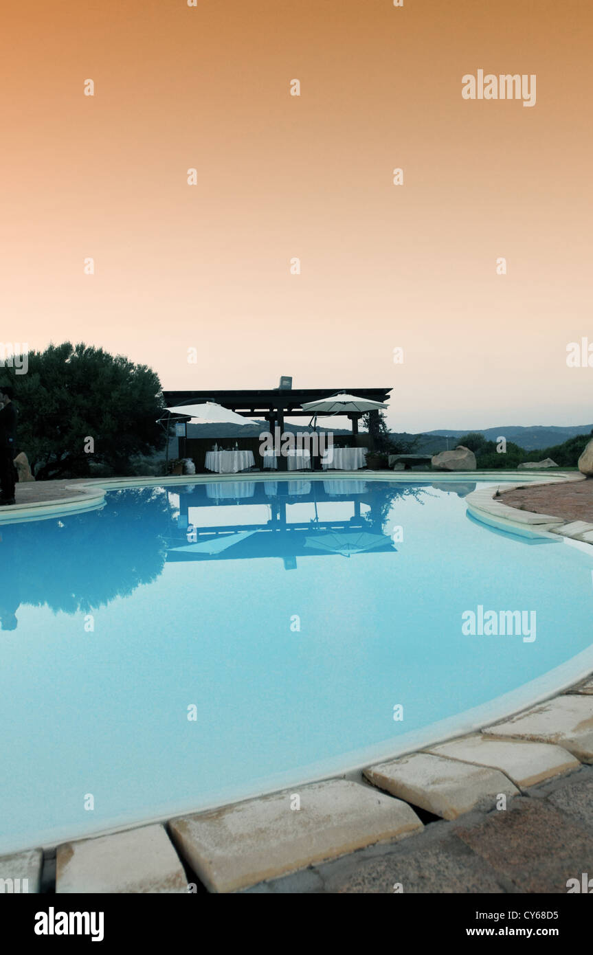 Resort swimming pool Stock Photo - Alamy