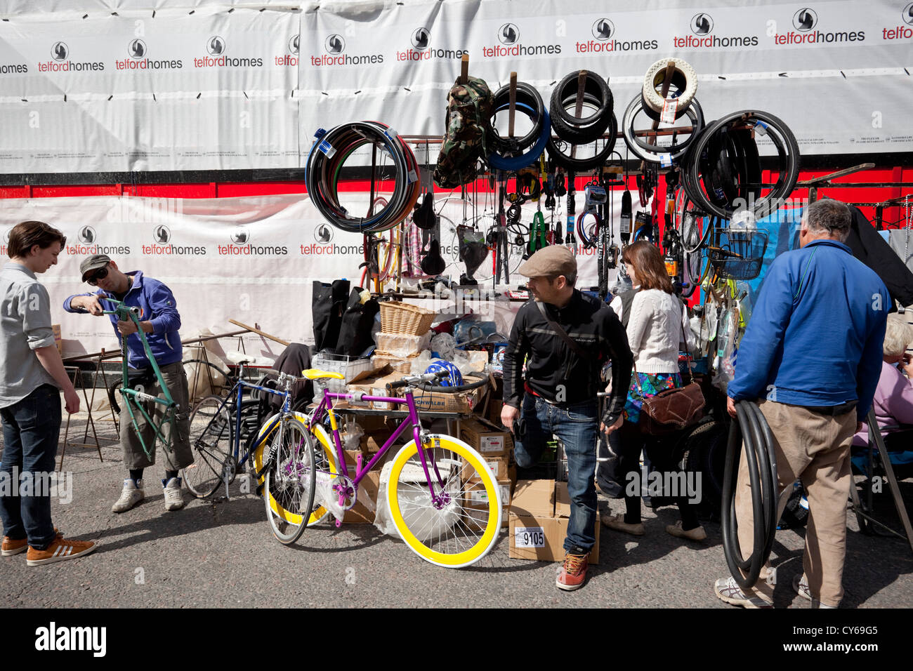 Bicycle stall hi-res stock photography and images - Alamy