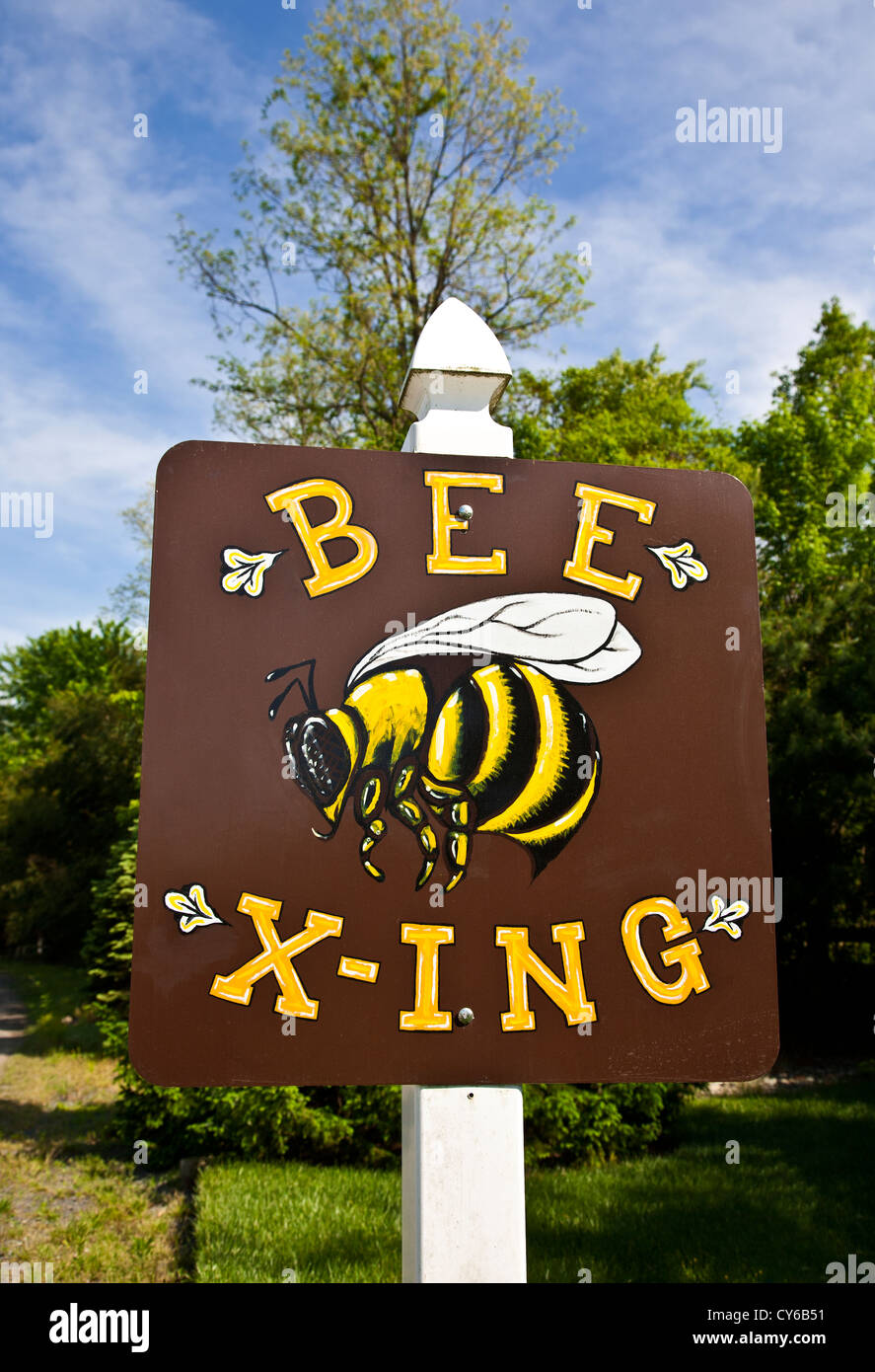 Hand painted road signs hi-res stock photography and images - Alamy