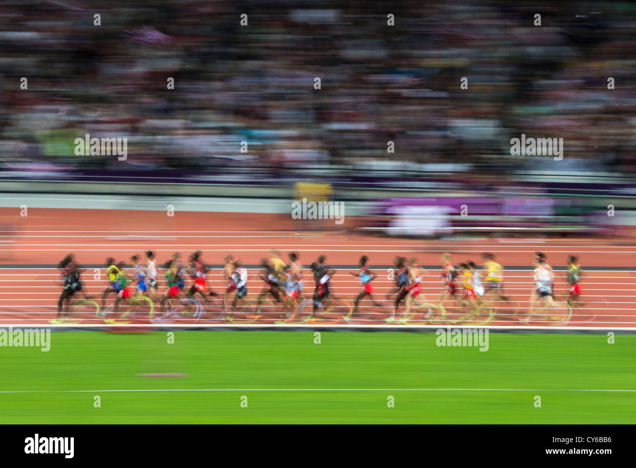 Runners in the men's 10,000 at the Olympic Summer Games, London 2012 ...