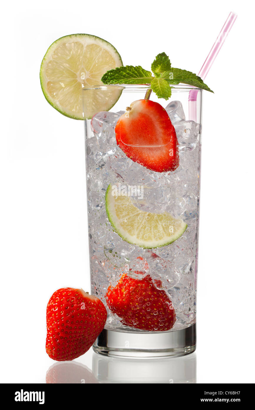 Refreshing drink with strawberries Stock Photo - Alamy