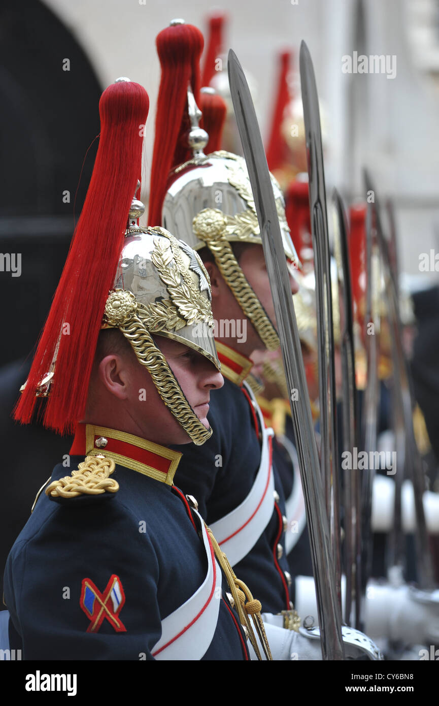 London guard hi-res stock photography and images - Alamy
