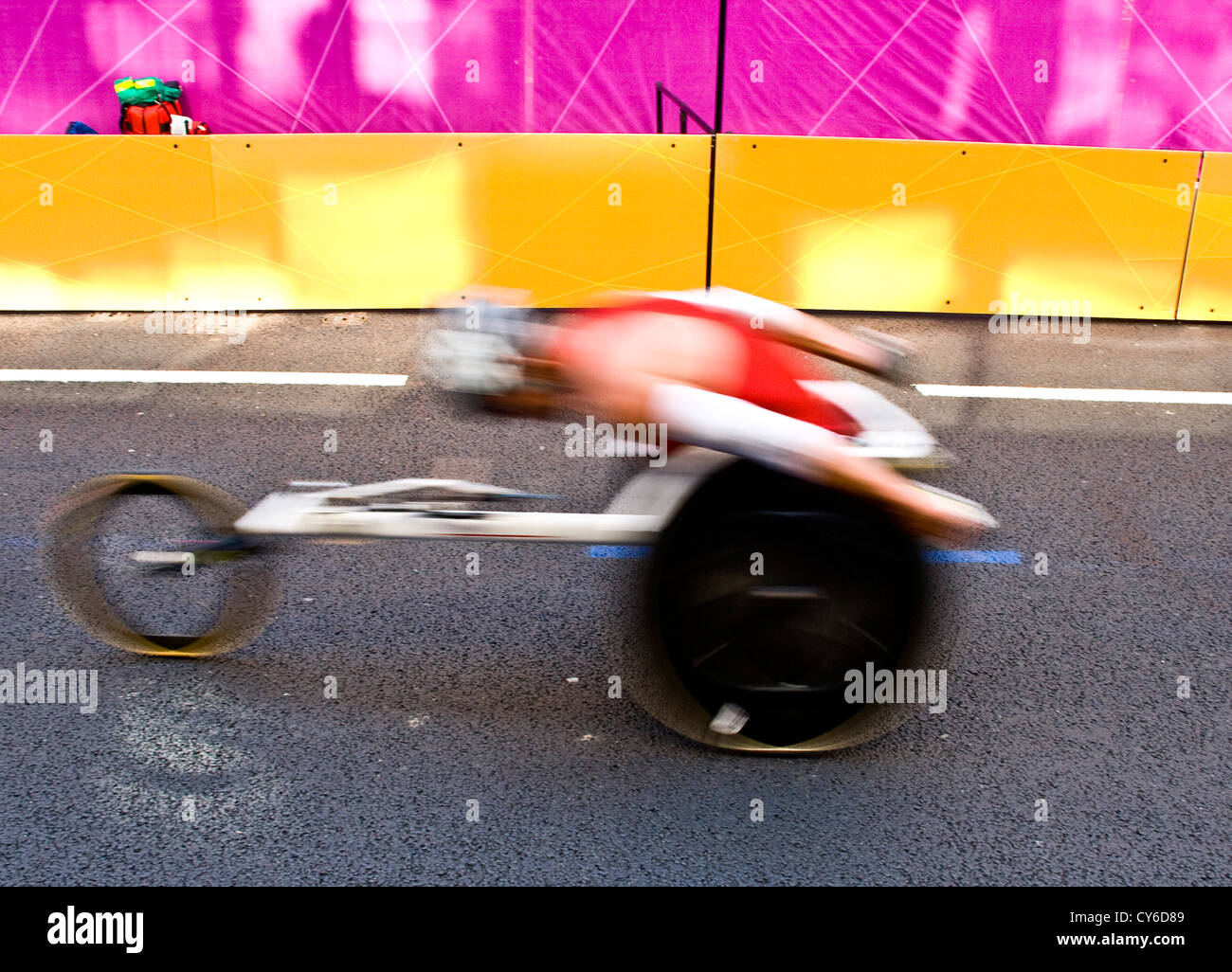 Mens paralympic road race hi-res stock photography and images - Alamy