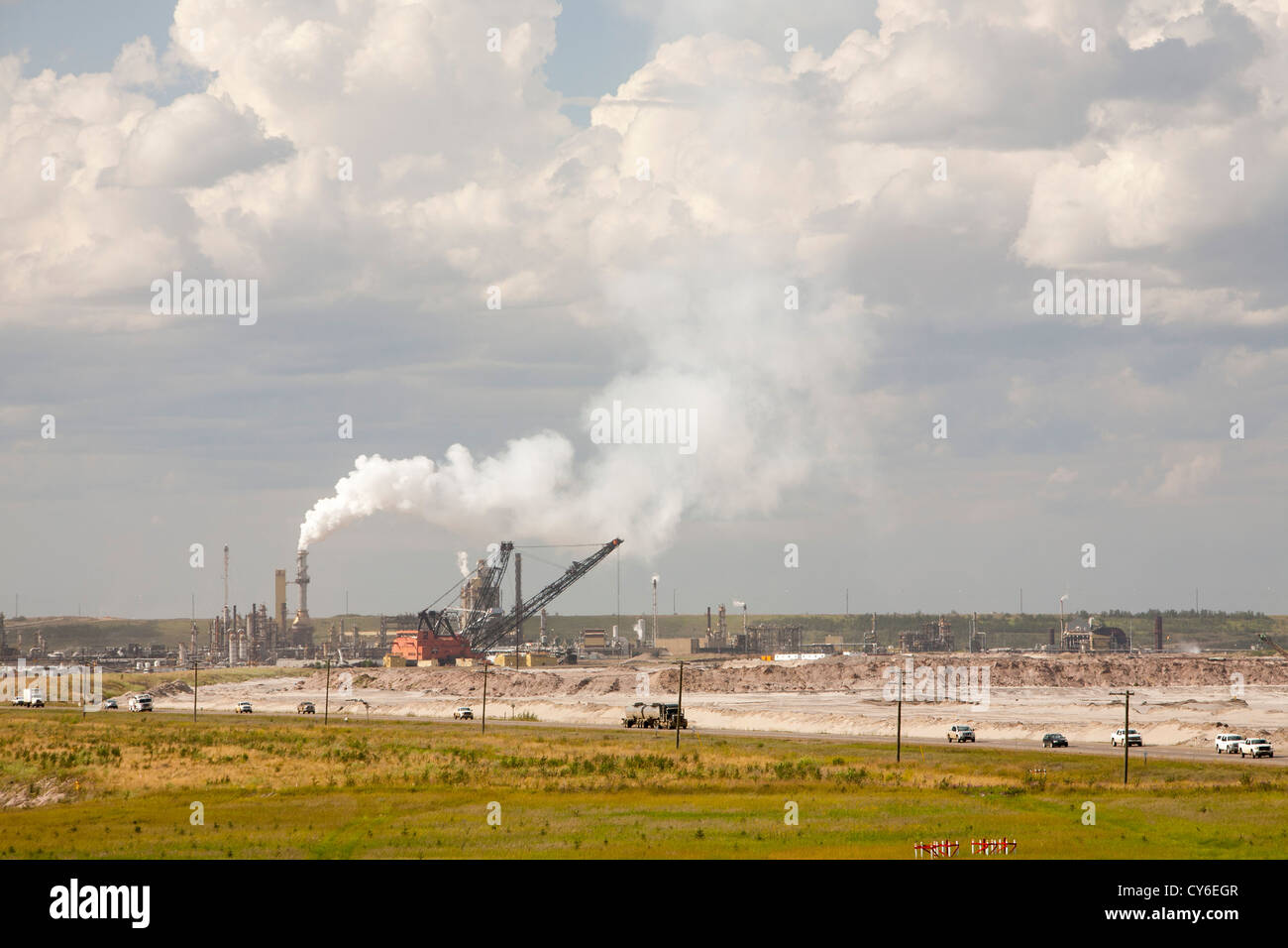 Syncrude oil sands upgrader hi-res stock photography and images - Alamy