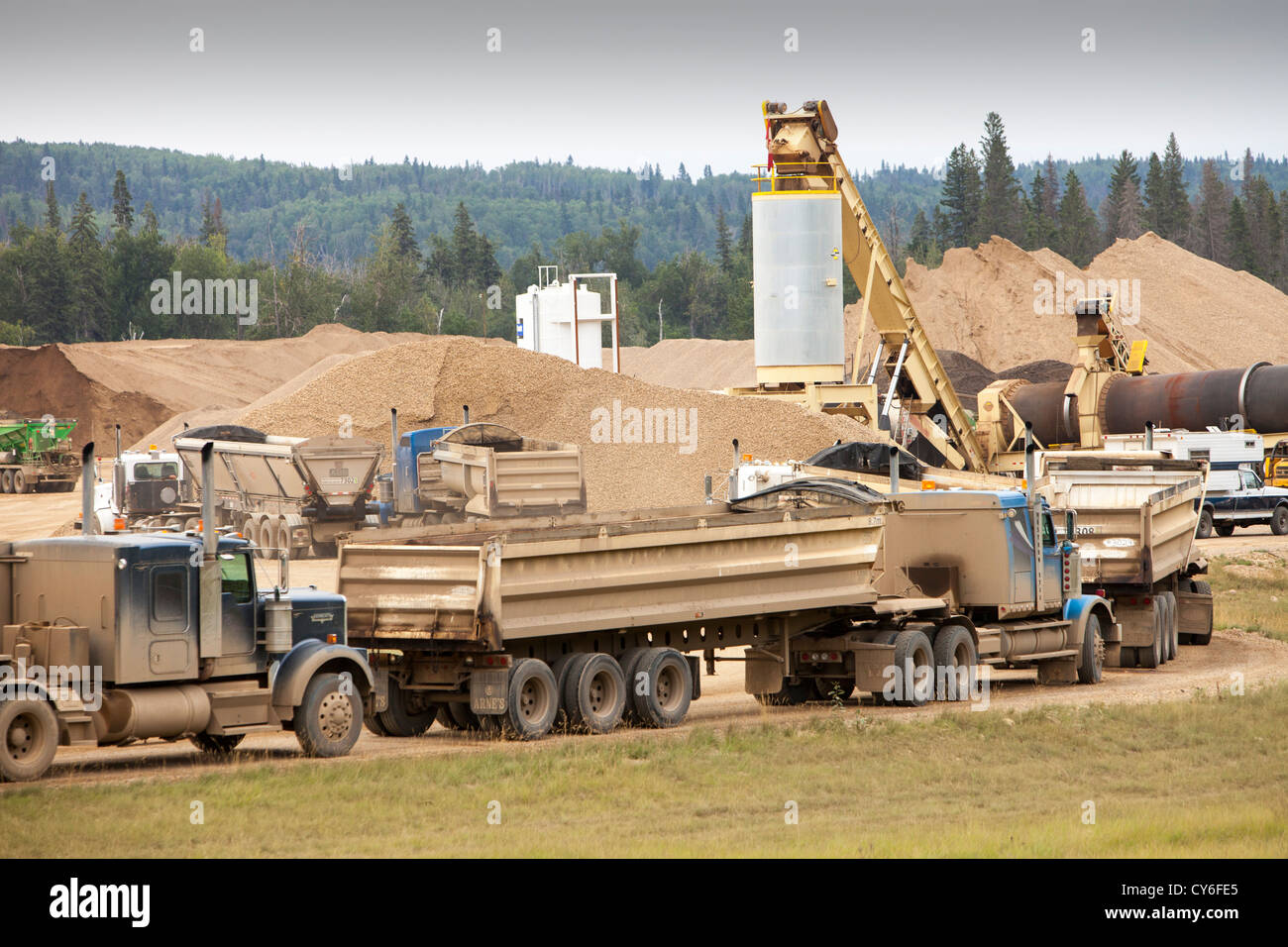Aggregate mining hi-res stock photography and images - Alamy