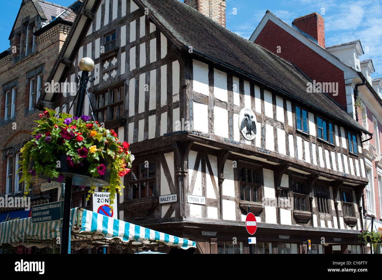 Oswestry market hi-res stock photography and images - Alamy