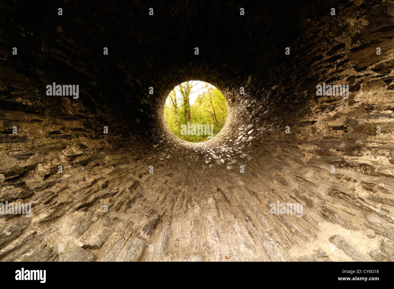 Abstract tunnel hi-res stock photography and images - Alamy
