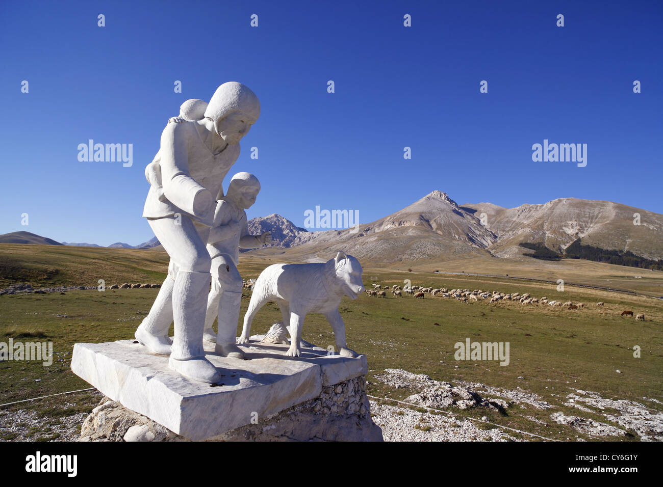 The monument to Shepherds on Campo Imperatore in the Gran Sasso ...