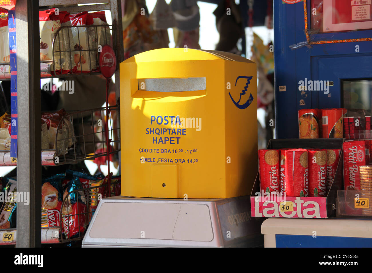 Europe mail posta hi-res stock photography and images - Alamy