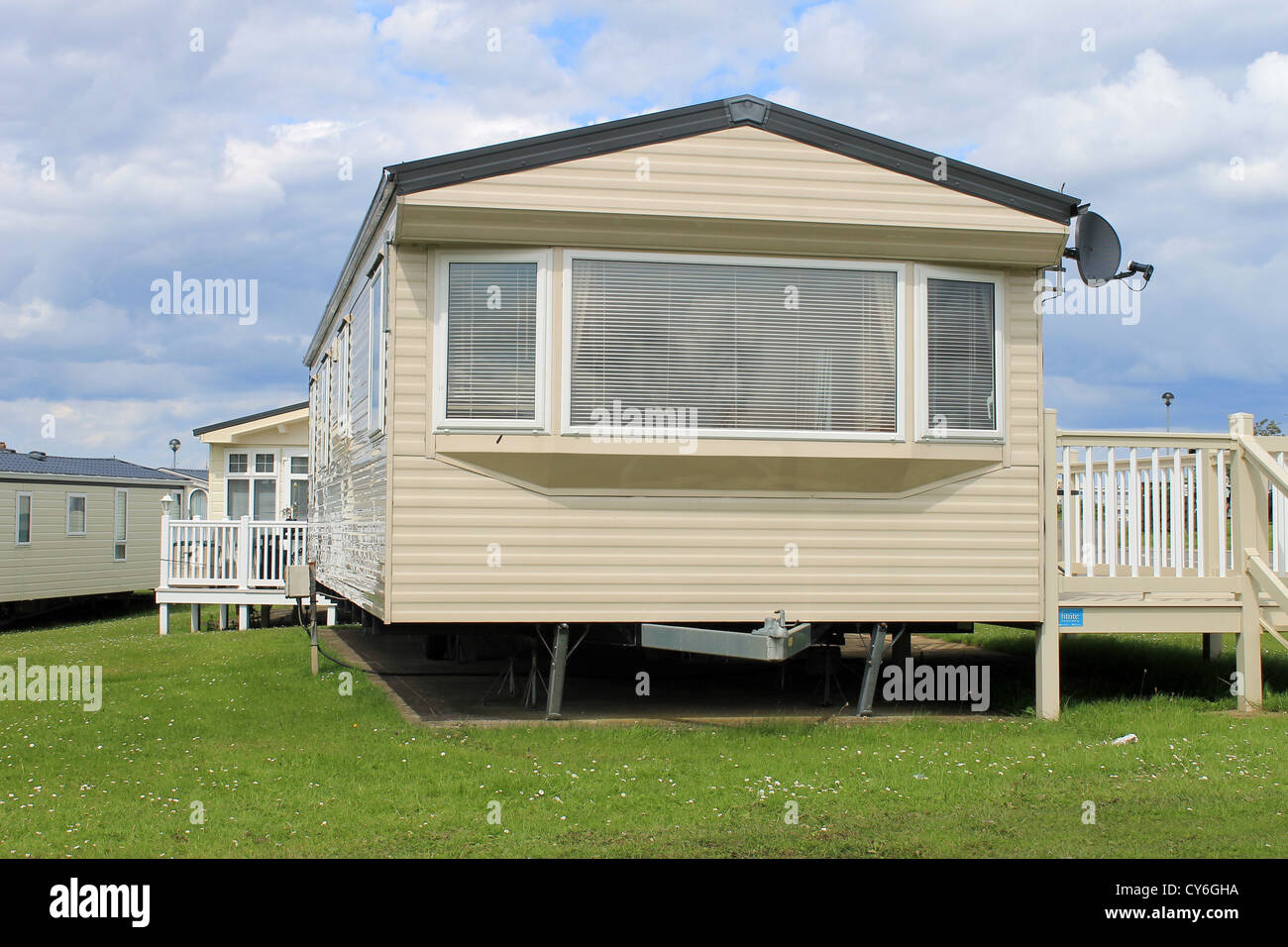 Caravans in background hi-res stock photography and images - Alamy