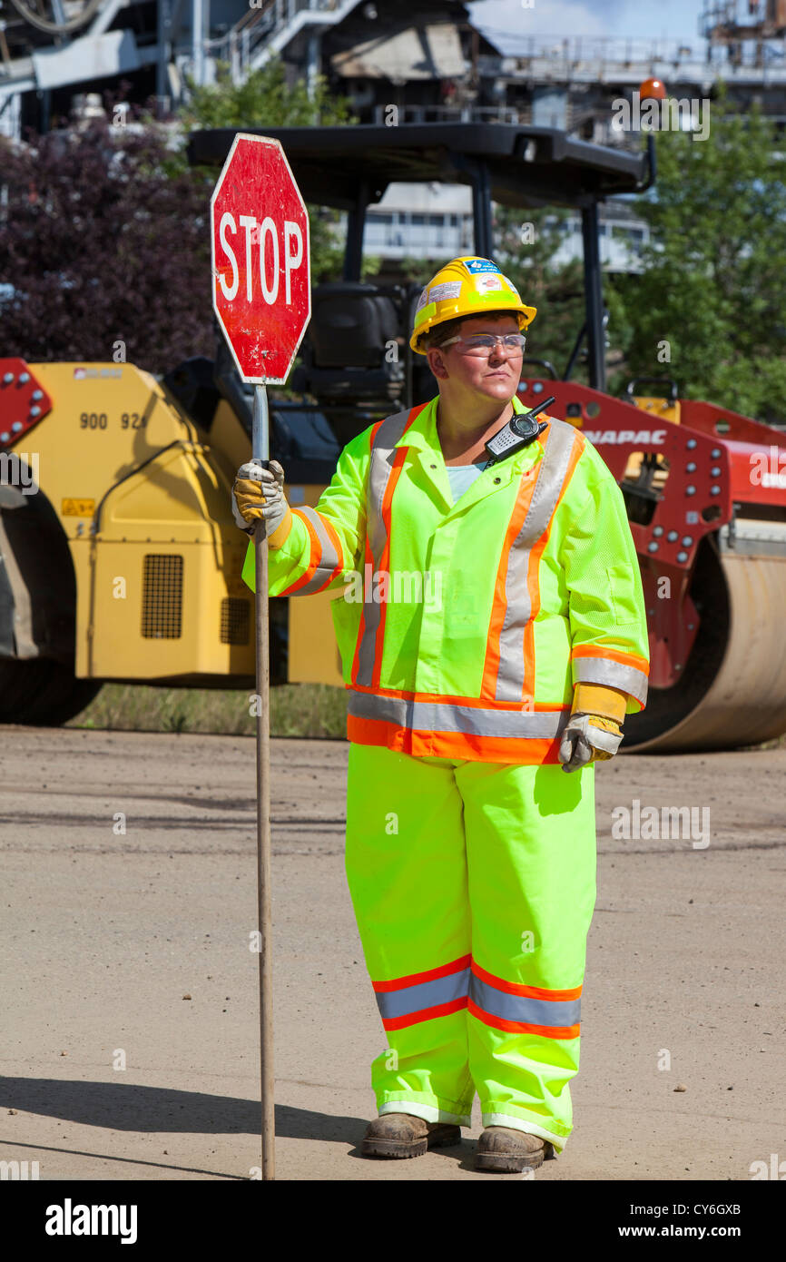 Female mine worker in hard hat hi-res stock photography and images - Alamy