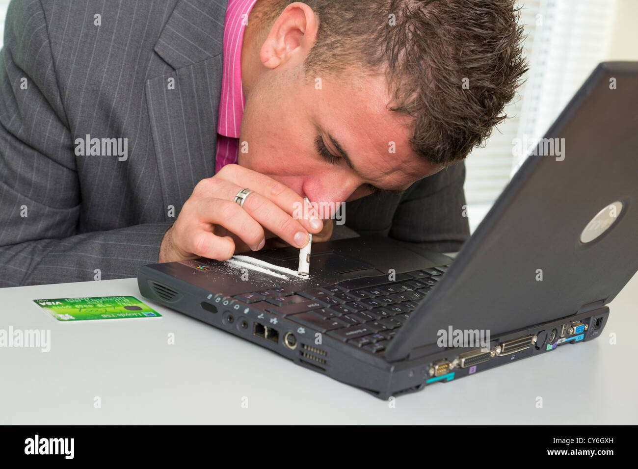 Snort Cocaine Man High Resolution Stock Photography and Images - Alamy