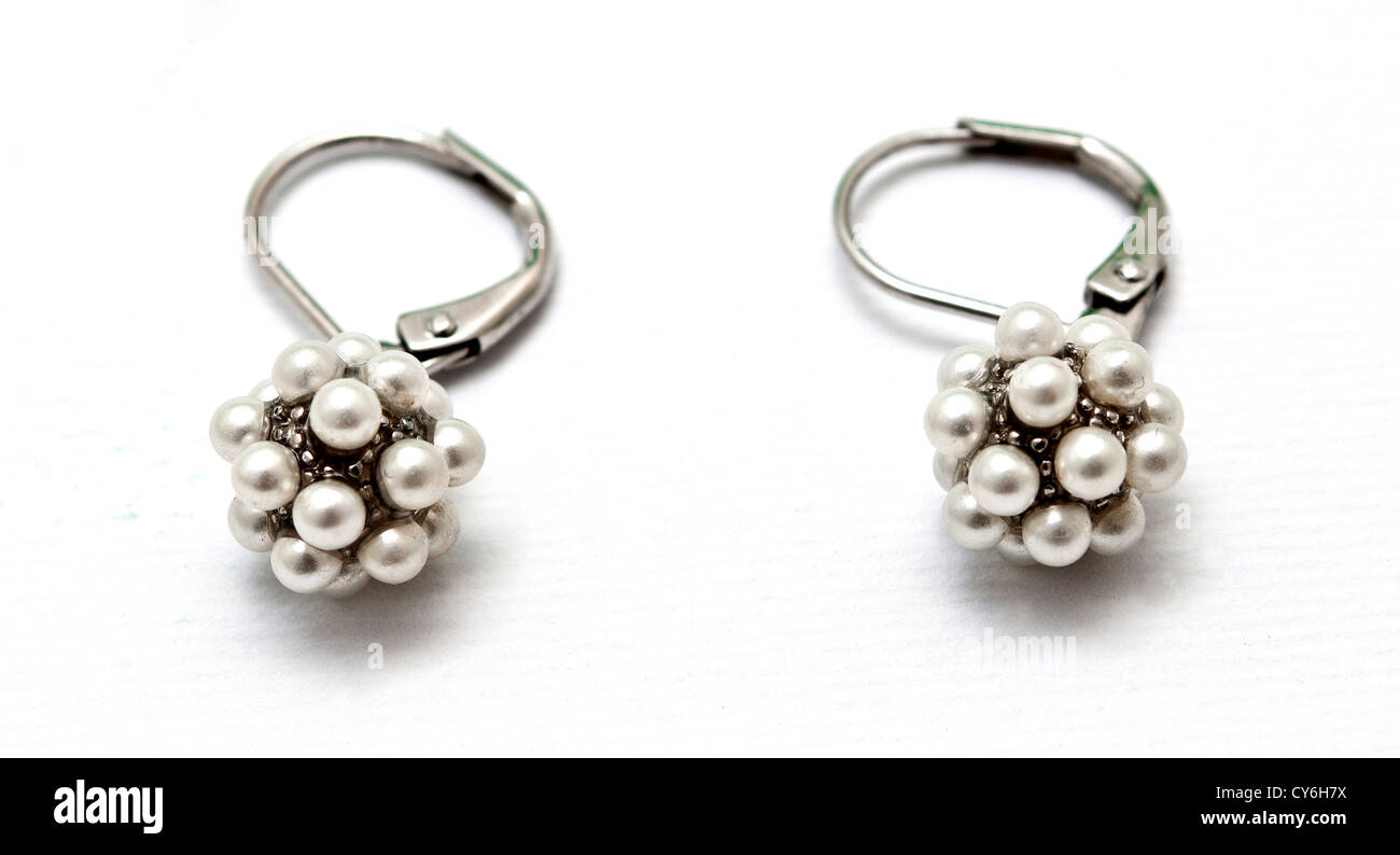 Lustre pearl Cut Out Stock Images & Pictures - Alamy