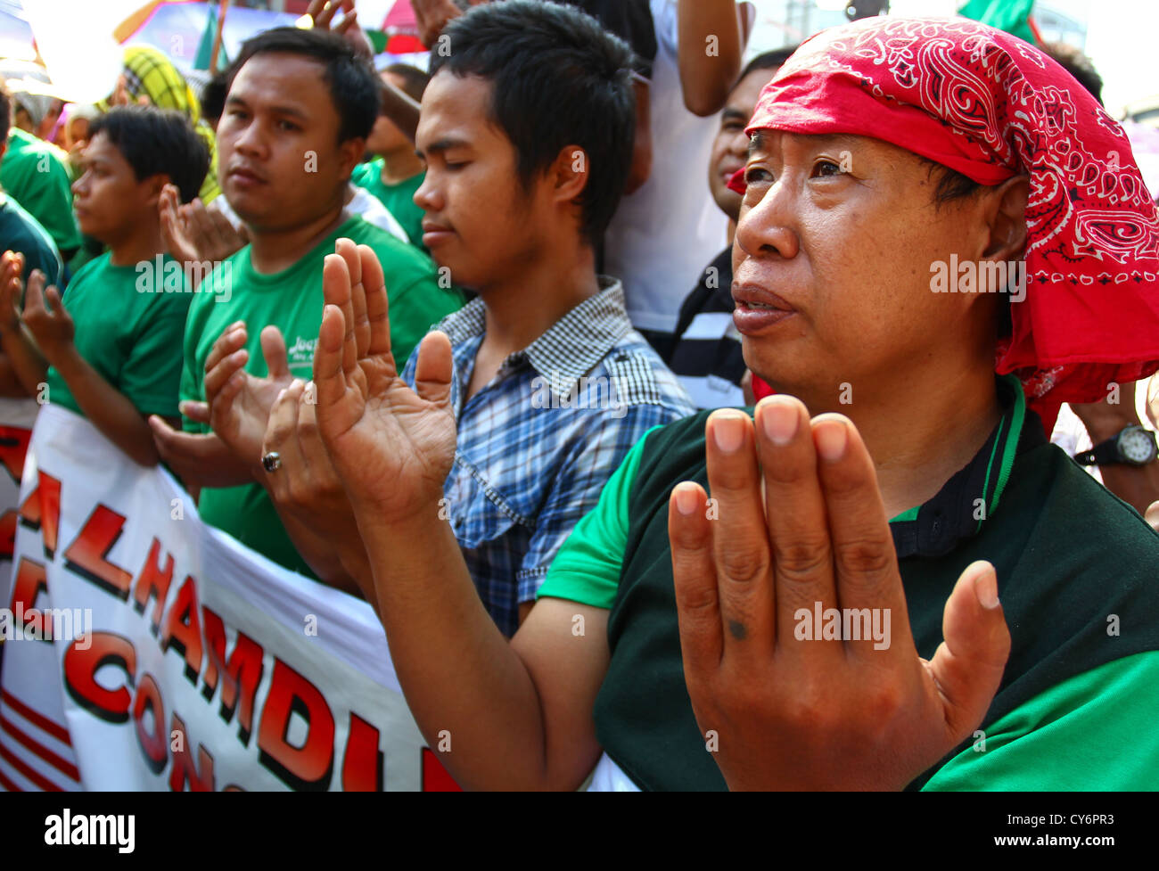 Filipino muslim peace rally hi-res stock photography and images - Alamy