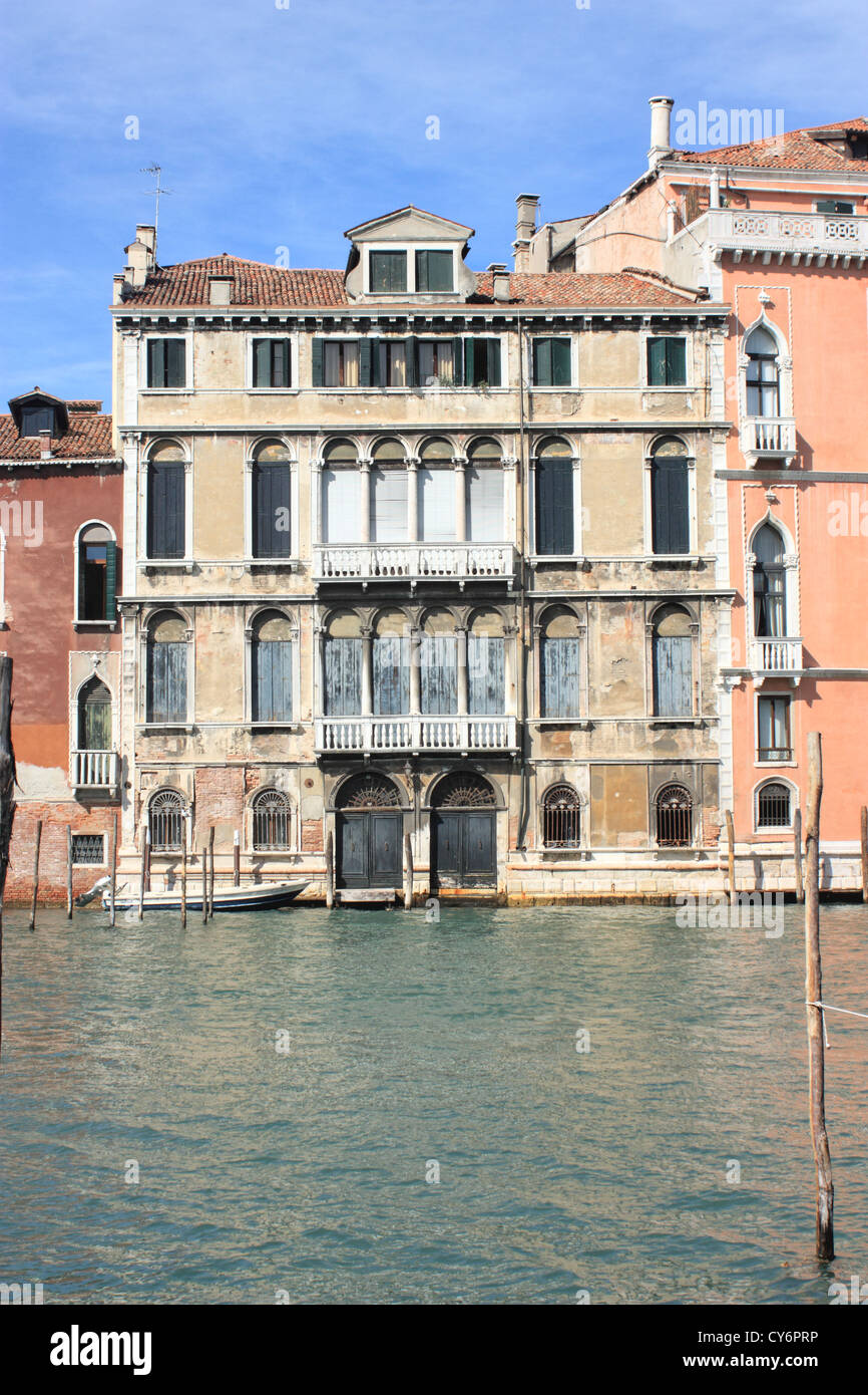 Palazzo palazzo palazzi palazzetto palacio palais palast hi-res stock ...