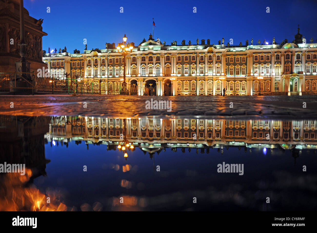 Winter palace russia hi-res stock photography and images - Alamy